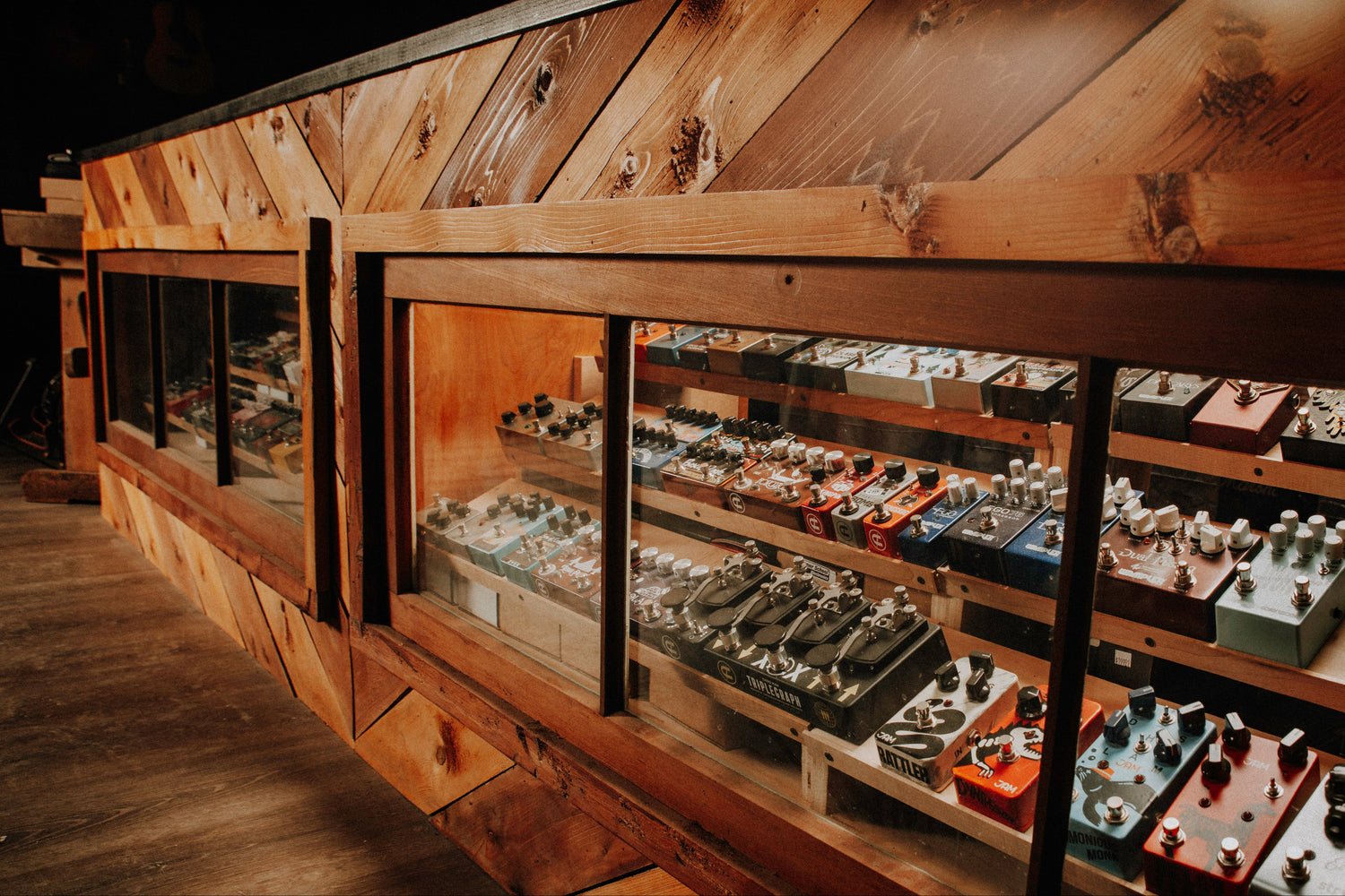 Circle Strings Guitar Shop